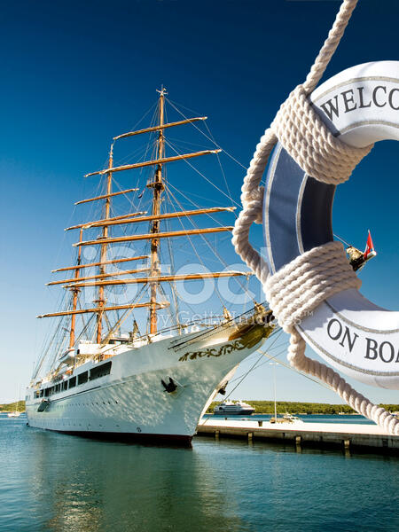 Poem contest Oceans/Sailing/ Cruising Songs Prompts - All Poetry