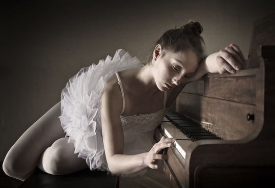 Trapped in Love - a poem by ennovy - All Poetry