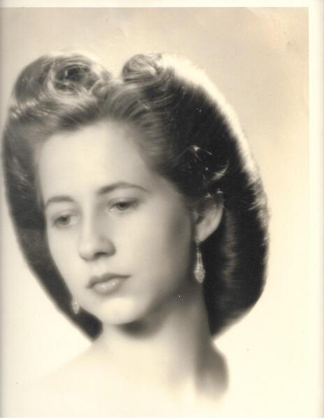 White Lace - a poem by Gilda Castillo - All Poetry