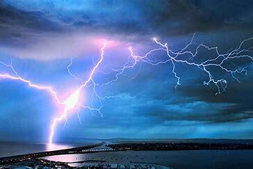 Haiku Poem About Lightning | Shelly Lighting