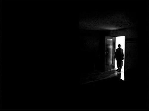 Apprehensive Streets - a poem by Tony De Lorger - All Poetry
