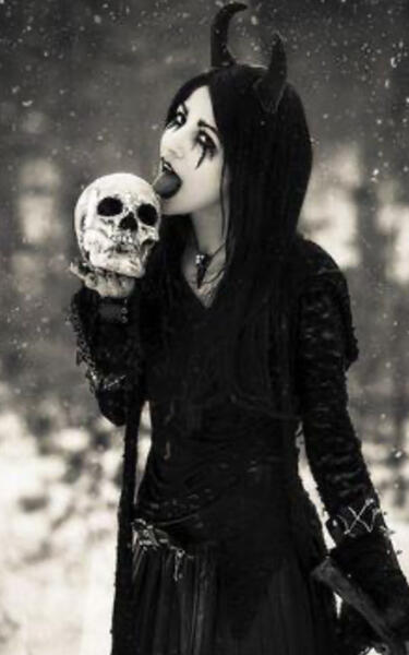 Reverse Vampire - a poem by Isla Adele - All Poetry