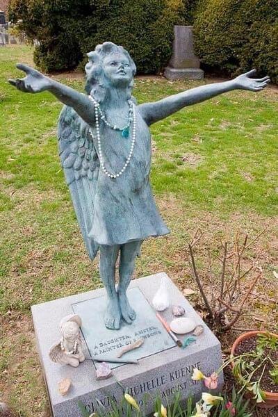 My Mardi Gras Angel - a poem by Jeffrey Pipes Guice - All Poetry