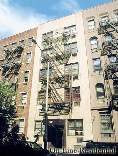 No Aqui - a poem by Richard Weissman - All Poetry