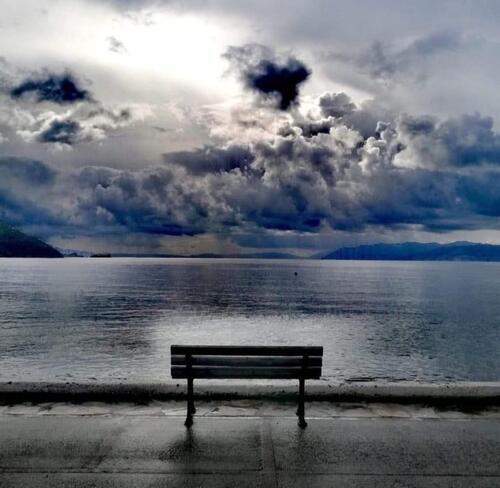 Niyna-DeSangre - poet at allpoetry