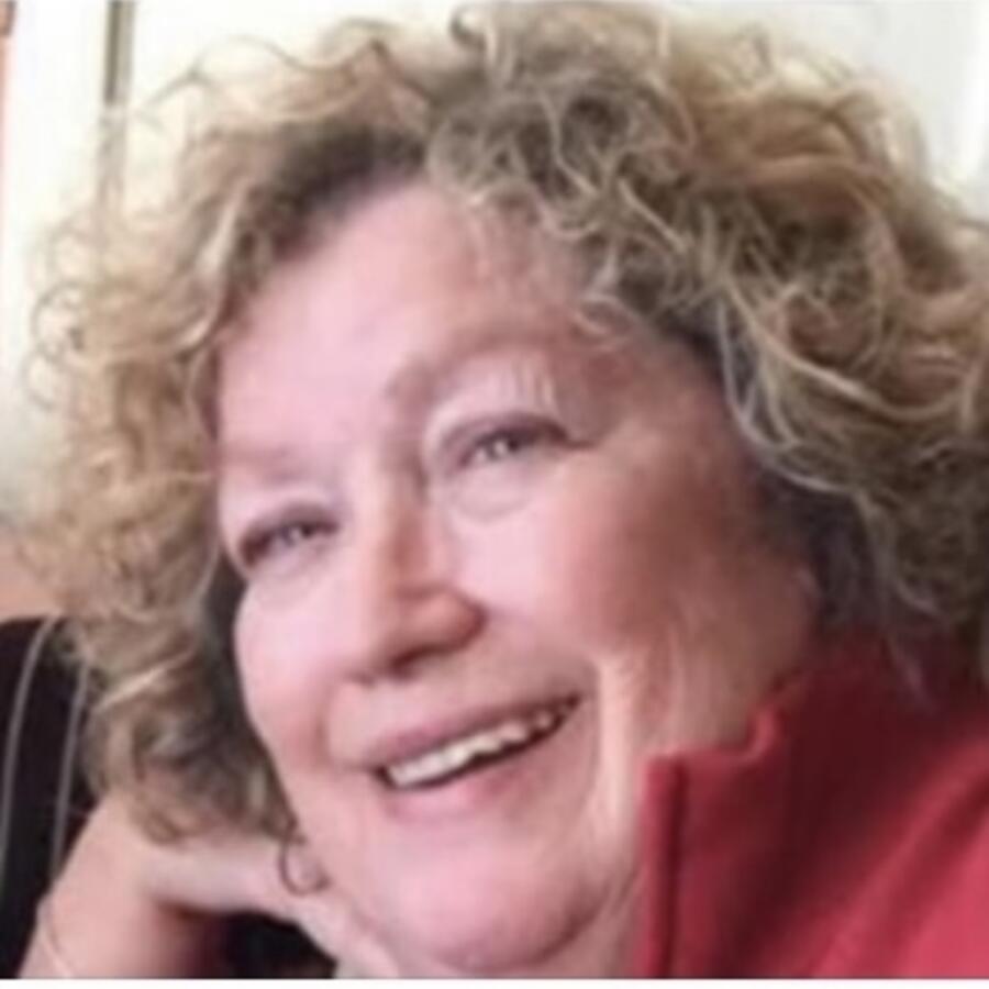 Ellie Le Jeune - poet at allpoetry