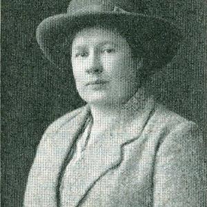 The Queen's Ships by Cicely Fox Smith - Famous poems, famous poets ...