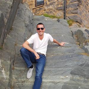 Simon Sharma - poet at allpoetry