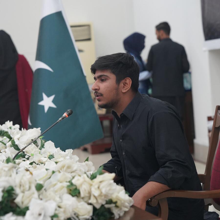 Ali Moaz - poet at allpoetry