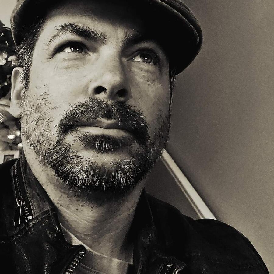 Justin DeWolf - poet at allpoetry