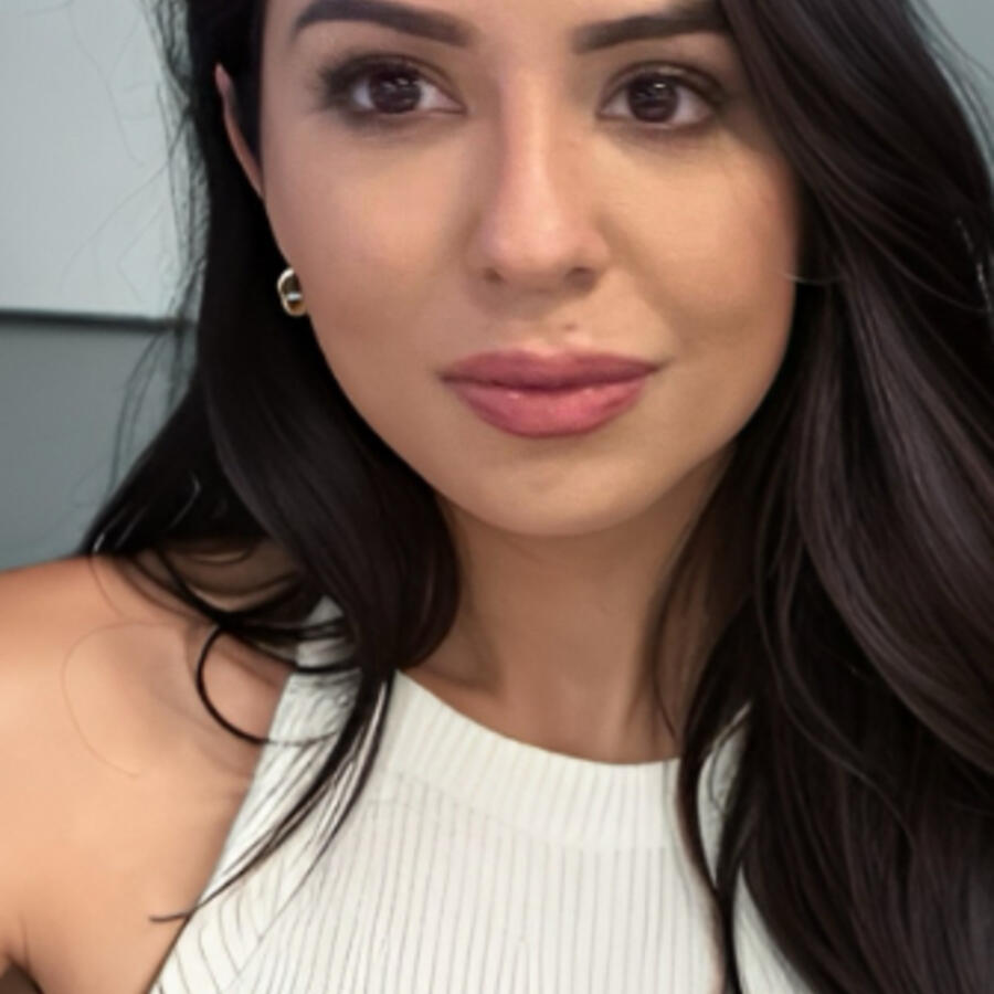 Paola Andrea - poet at allpoetry