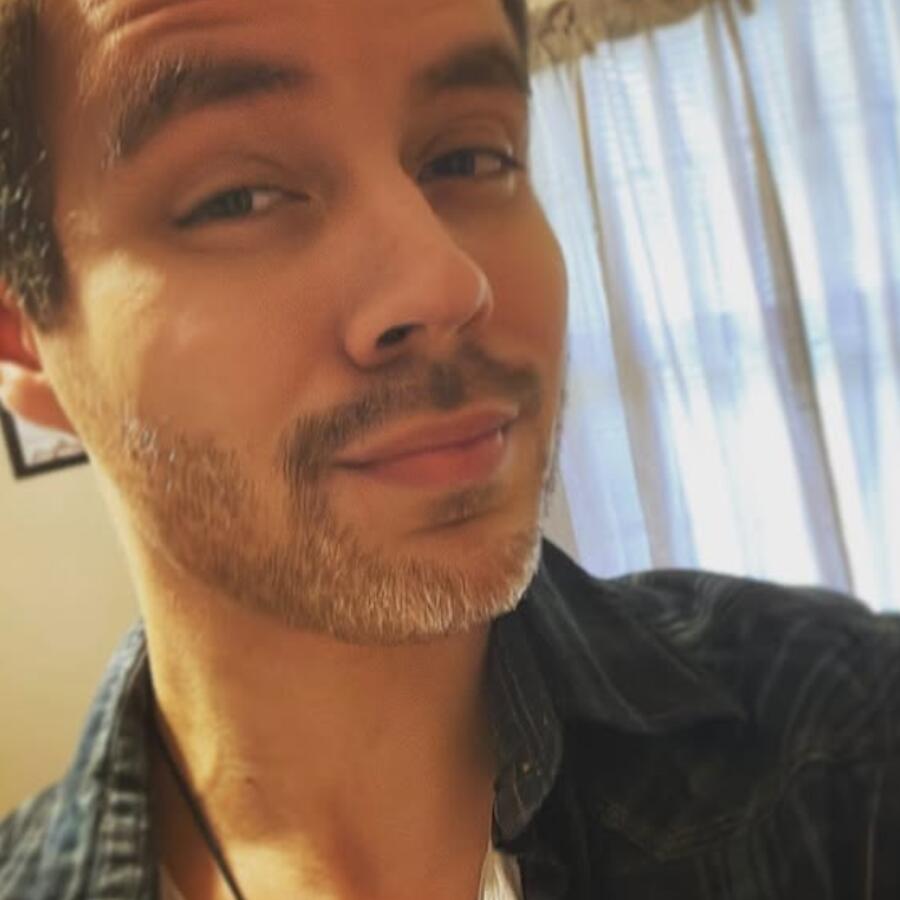 Raymond J. Ortiz - poet at allpoetry